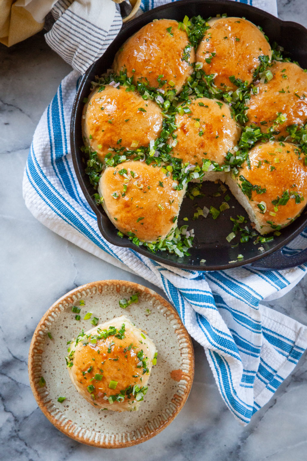 Pampushky, Ukrainian Garlic Bread - Eat The Love